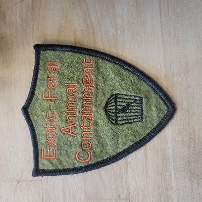 Faux Merrow, Merrowed Edge, Patch Border, Patch Embroidery File, Shield ...