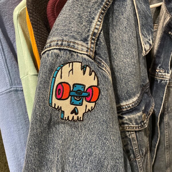 Patchclub Wave and Sun, Aesthetic Colorful Ocean Patch, 2 or 3 Inches ...