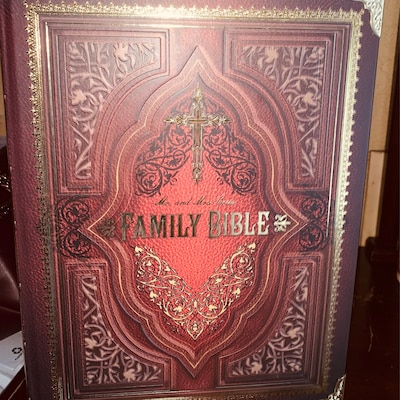 The World's Most Beautiful Illustrated Family Bible Personalized KJV ...