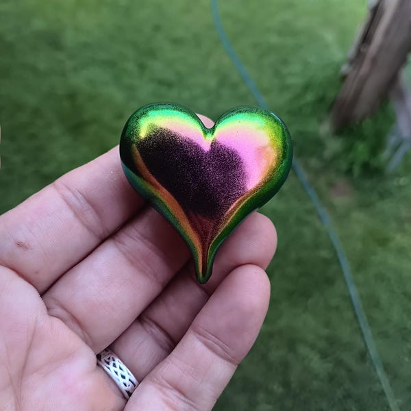 Emerald Flash Flake - Lumiere Lusters Color Shifting Chameleon Metallic ...