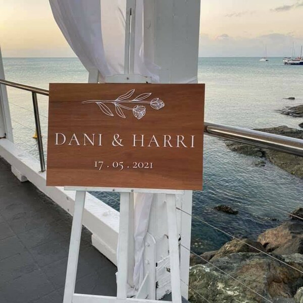 Rustic Timber Wedding Welcome Sign With Acrylic Lettering - Sustainably ...