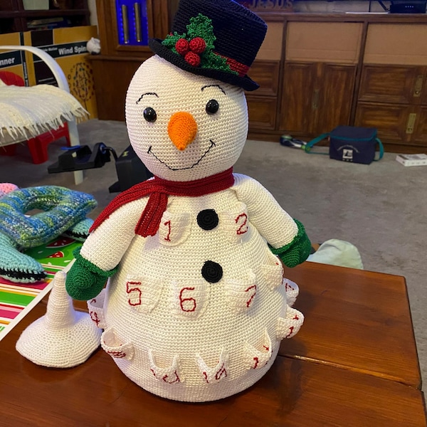Crochet Snowman Advent Calendar Pattern – Amigurumi Christmas Countdown ...