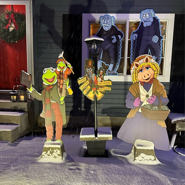 Puppet Christmas Carol Yard Decorations. Almost 4ft Tall Sturdy Rigid ...