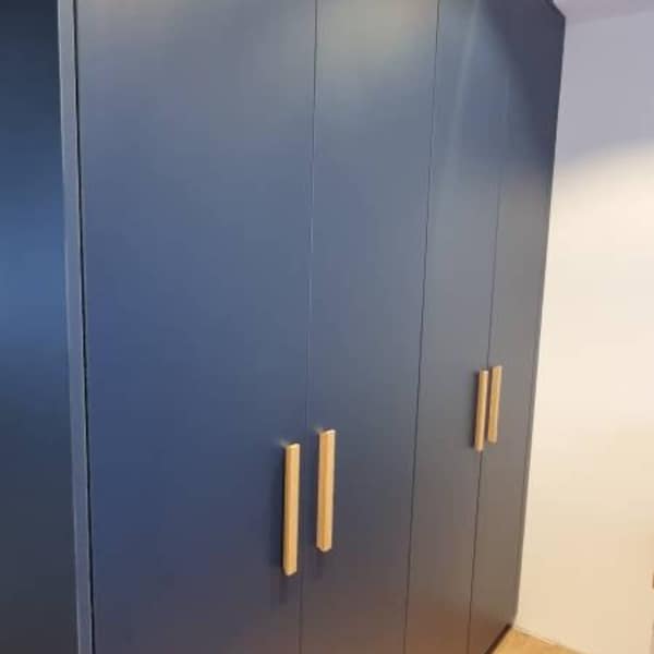 H02 Line Wooden Handles, Solid Oak, Angled Ends, Long Cabinet Pulls ...