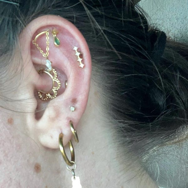 Dainty Emerald CZ Pear F136 Titanium 16G 18g Push Pin Flat Back ...