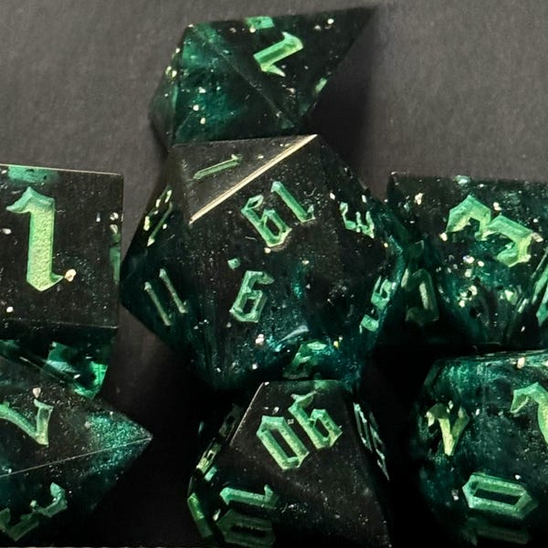 Enervation Dice Set / Sharp Edge Dice / Dice for Dungeons and Dragons ...