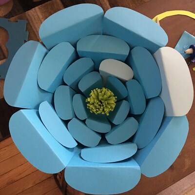Giant Paper Flowers DIY Templates Patterns & Tutorial Paper - Etsy