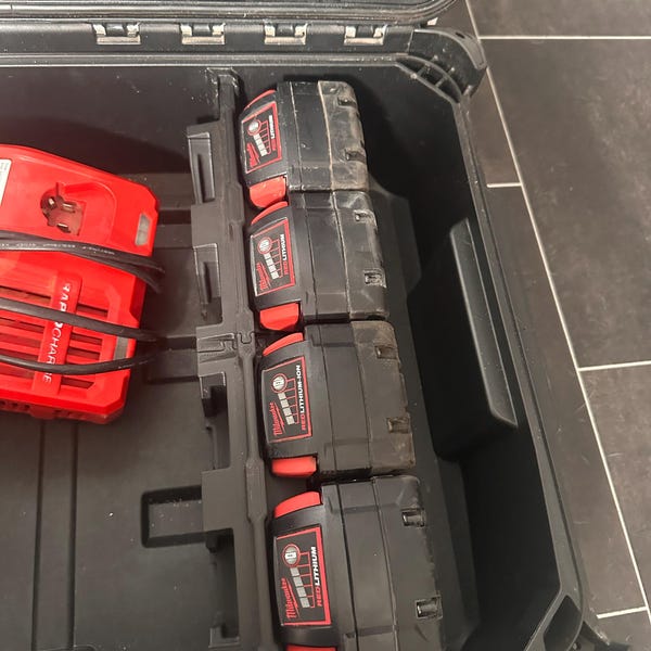 Milwaukee PACKOUT Integrated Battery Storage M12, M18, Divider Internal ...