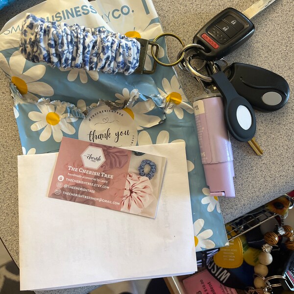 Scrunchie Keychain Wristlet, Key Fob Keychain, Scrunchie Keychain ...