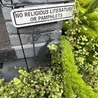 Pollen When Flowers Can't Keep It in Their Plants Funny Garden Sign ...