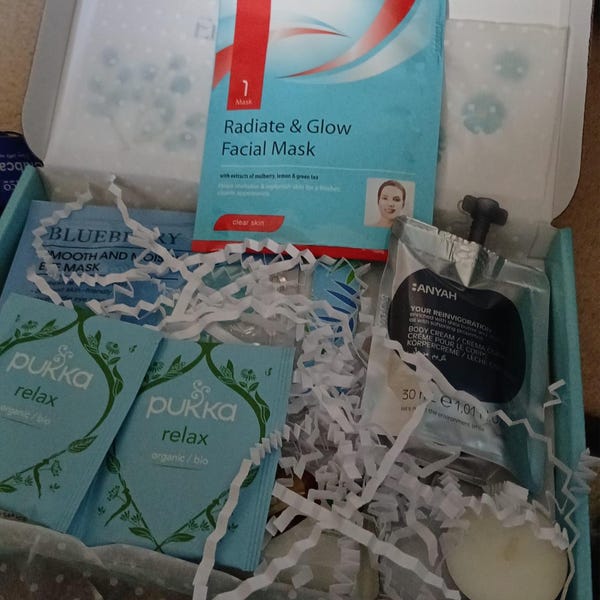 Pamper Gift Box for Her Teenage Tween Birthday Sleep Over Pamper Self ...