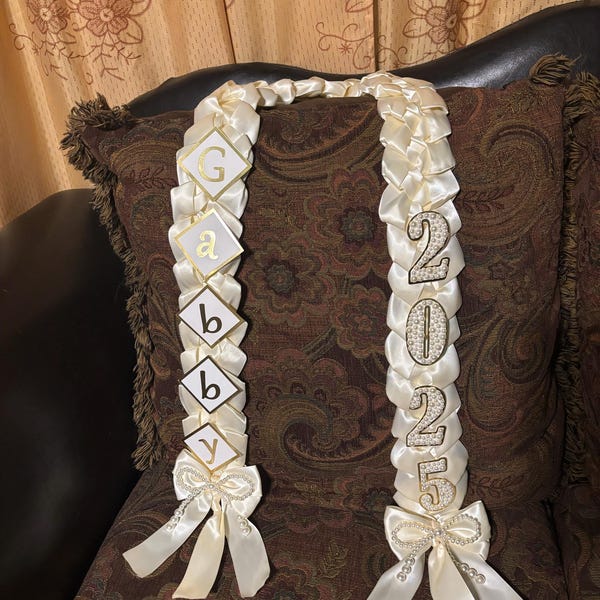 TK Graduation Lei - Etsy