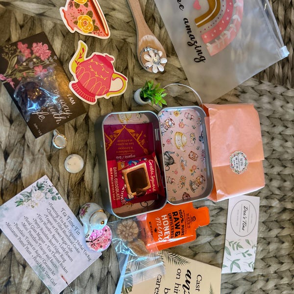 Tea Time Tins - Hand-crafted Hinge-top Tin | Unique Tea Gifts ...