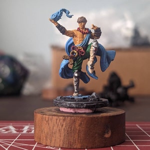 Female Vampire Fighter 75mm Dnd 5e Miniature Dungeons - Etsy