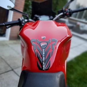 Resin Tank Sticker Compatible With Triumph Speed Triple 1050 - Etsy