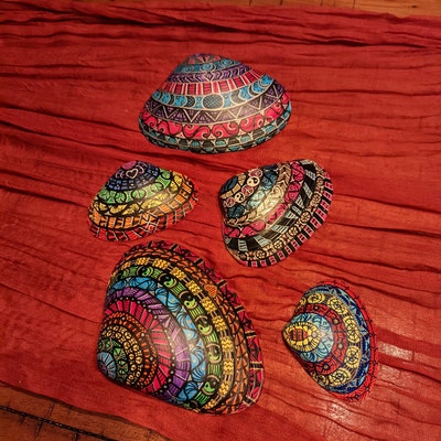 Hand-painted symmetry Seashell - Etsy