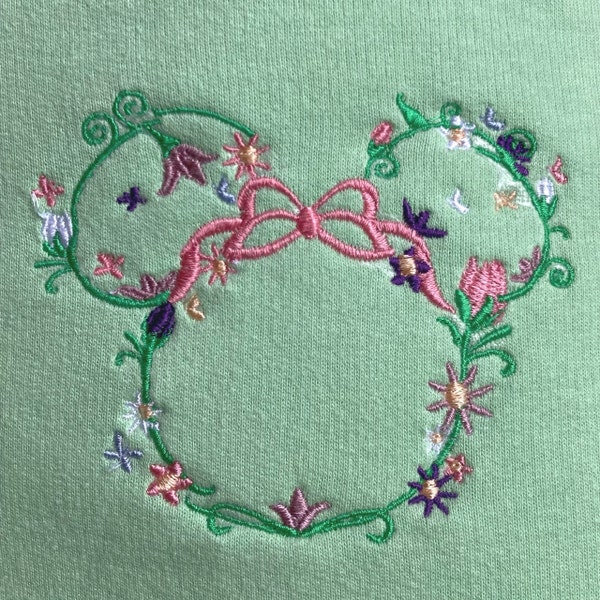Floral Minnie Spring Wreath Machine Embroidery Design. Perfect for ...