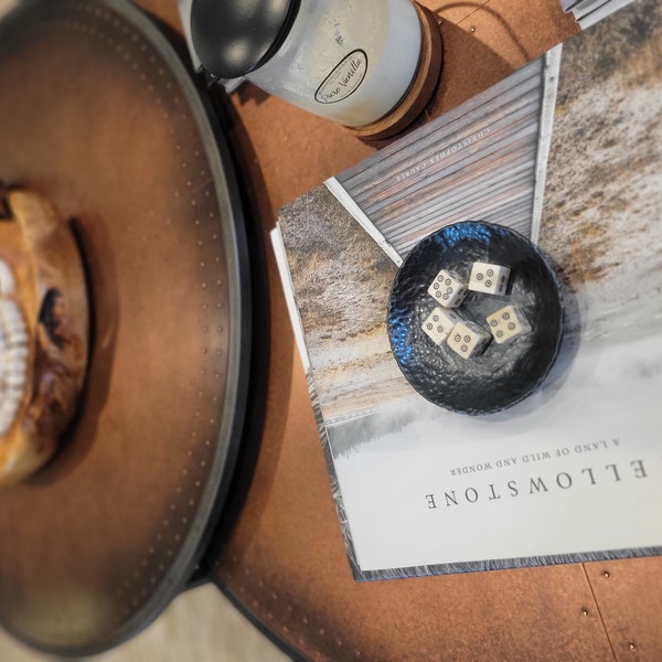 UNIQUE Pip Design Large Medieval Bone Dice Set (qty 5) - Mat Cauthon's ...