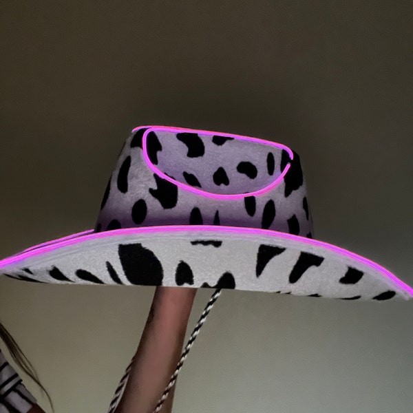 Custom Cowboy Hat W/ 2 Colors, Cowgirl Hat. Perfect Cowgirl Outfit ...
