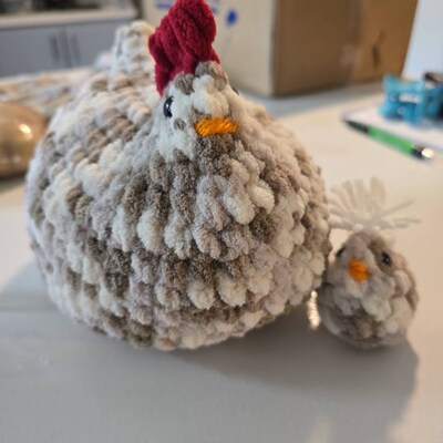 Mama and Mini Mabel Chicken CROCHET PATTERN - Etsy