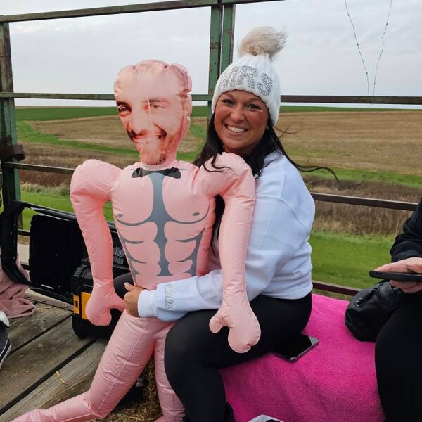 MRS Beanie Hat - Bride Beanie Hat Bridal Shower Gift for Bride to Be ...