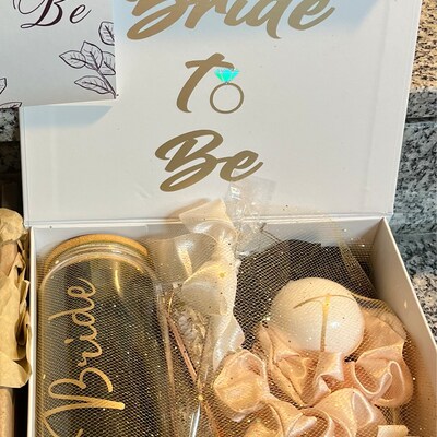 Bridal Gift Box, Bride to Be Gift Box, Personalized Bridal Gift Box ...