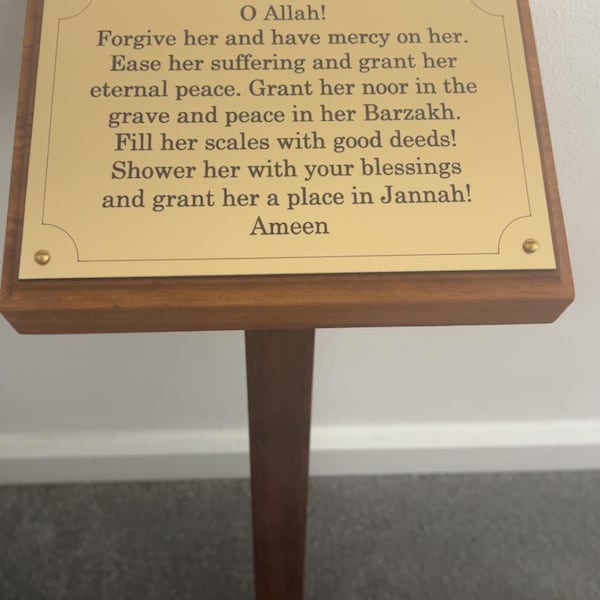 Customised Arch Signs, Wooden Arch Signs, Freestanding Signs, Table ...