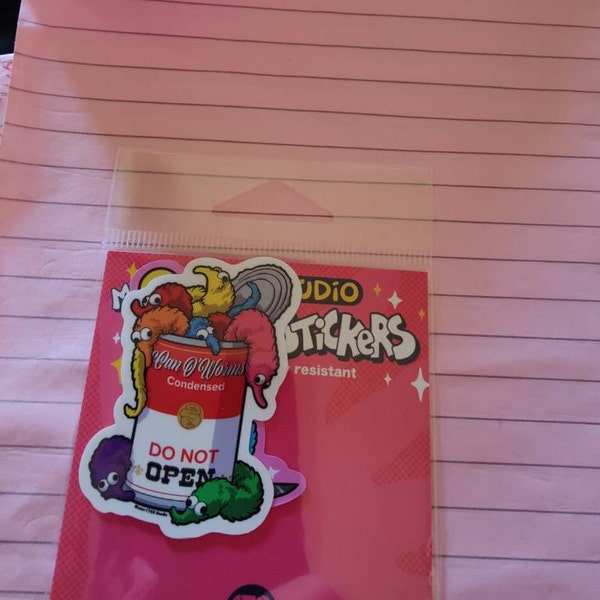 VS030 / Worm on a String Can of Worms Sticker / Funny Squirmy Worm ...