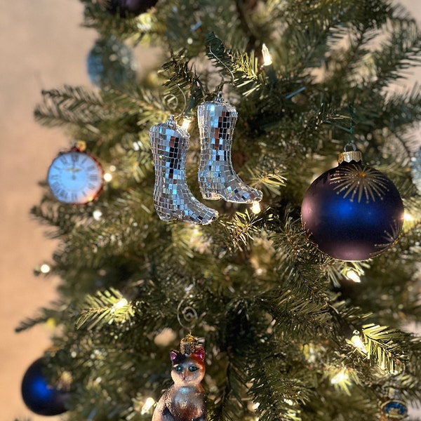 Xo, Fetti Green Disco Pickle Ornament - 1 Pc | Christmas Tree ...