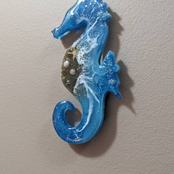 Resin Dolphin/ Beach Art/ Ocean Wall Art/ Dolphin Wall Décor/ Beach Art ...