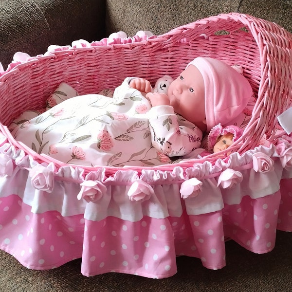 4, 6, 8, 10, 12, 14, 16, 18, 20, 22, 24, 26 or 28 Doll Bed With Bedding ...