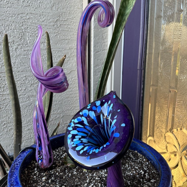 Glass Garden Art Glass Garden Stakes Glass Fiddlehead - Etsy