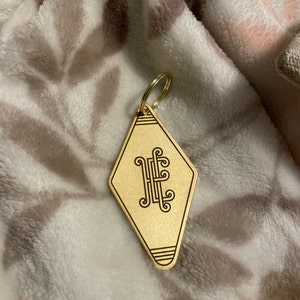 Personalized Retro Hotel Keychain // Gold Key Ring // Personalised Key ...