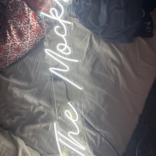 Classy and Catchy Custom Neon Sign Aesthetic Wall Decor | Customized ...