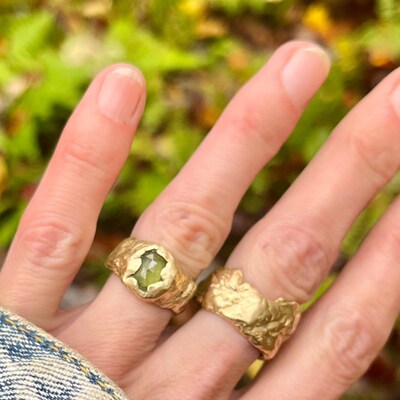 Latin Posie Ring Latin Quote she Flies With Her Own Wings. to Do is to ...