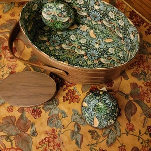 Handcrafted Reproduction Painted Shaker Box 3 - Etsy