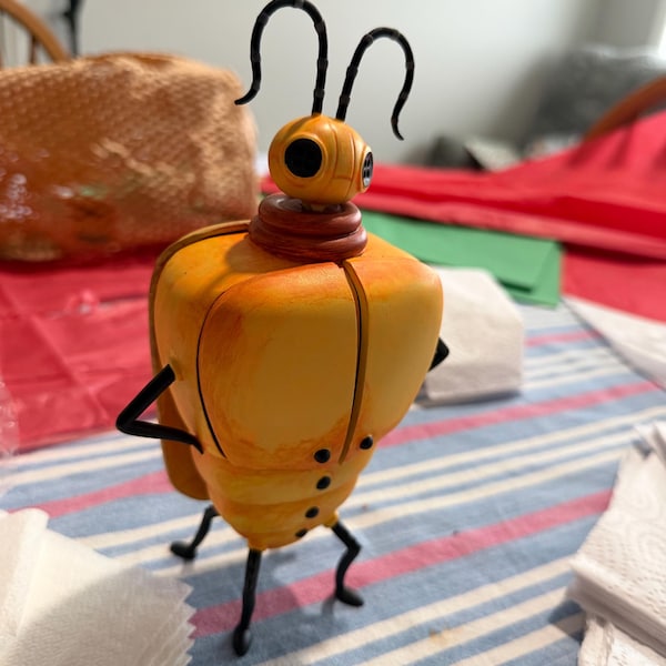 Beetle Dresser: Resin Beldam Bug Figurine - Etsy
