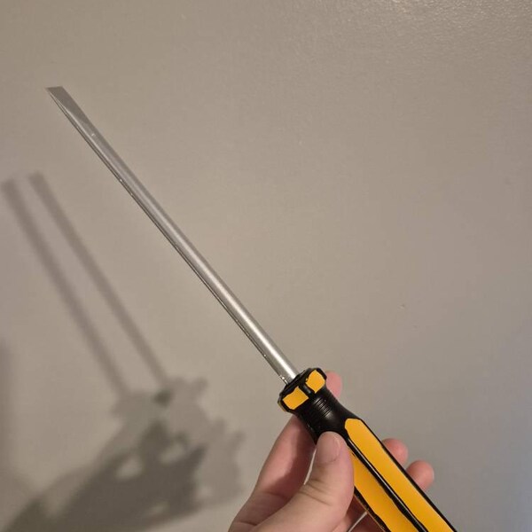 Vintage Saw Movie Prop PU, Bloody Hand Saw Horror Sawtooth Blade ...