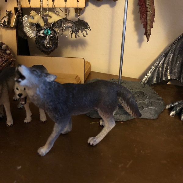 GRAY WOLF Figurine Figures Large Miniature Figurines Plastic Animal ...