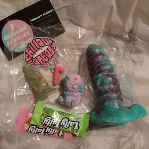 Blep Squishee | Etsy