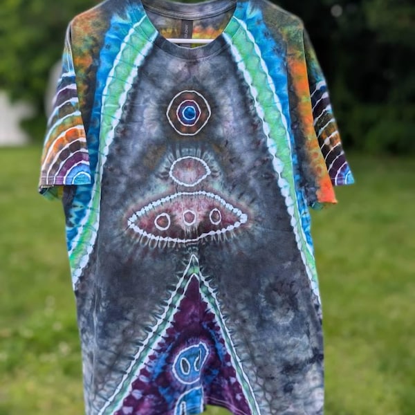CUSTOM Alien UFO Tie Dye | Personalized Your Colors | Bwagnuka - Etsy