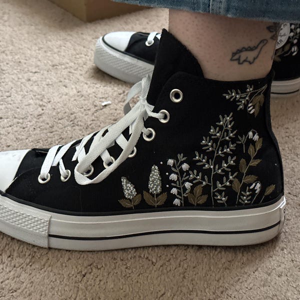 Custom Embroidered Converse High Tops, Small Flower Embroidered ...