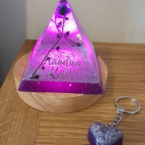 LIGHT UP MEMORIAL Lamp// Custom Eco Resin Pyramid, Cremains Memorial ...
