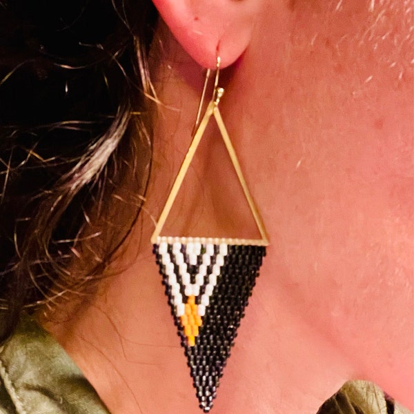 THE OSAGE // Beaded Earrings Beaded Fringe Earrings Native American ...