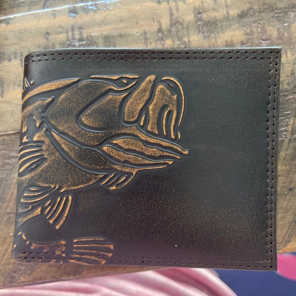 Bass Men's Bifold Leather Wallet. Brown Burnished Full Grain Finish ...