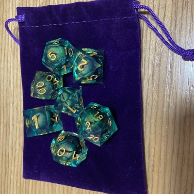 Rotatable Dragon Eye Dnd Dice Set , Liquid Core Dungeons and Dragons ...