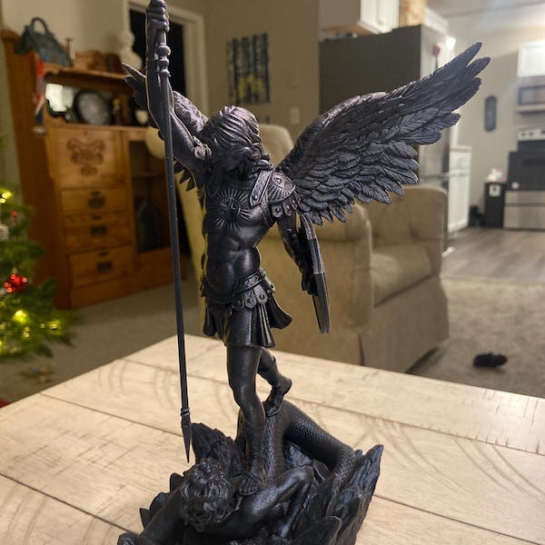St. Michael the Archangel Statue/detailed Masculine St. Michael Statue ...