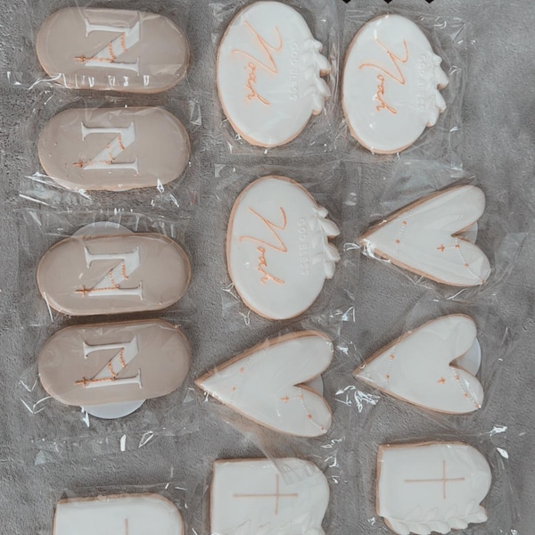 Cute Gingerbread Royal Icing Cookies. Cutest Little Gingerbread Cookies ...