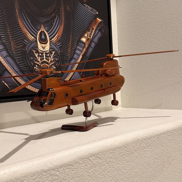 CH-47 Tandem Rotor Heavy Lift Helicopter Wooden Model | Handcrafted ...