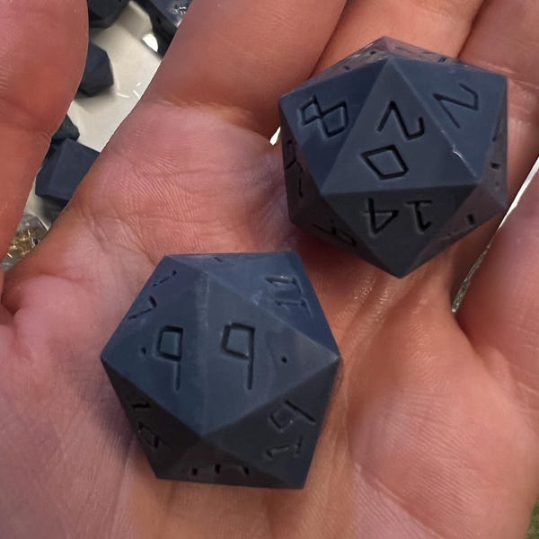 Alien Pyramid Dice Tower - (designed by Fatesend) - Etsy